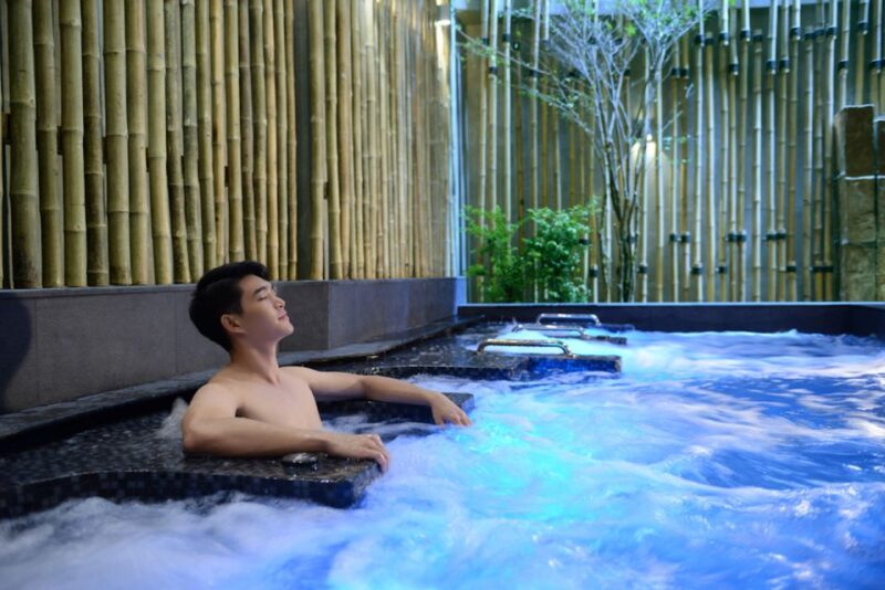 Pattaya: All-Day Pass to Let's relax Spa And Onsen - Key Points