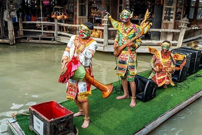 Pattaya Floating Market with Return Transfer - The Sum Up