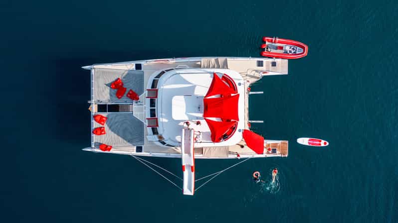 Pattaya: Full-Day 2 Islands Yacht Trip with Lunch and Sunset - Transportation and Group Size