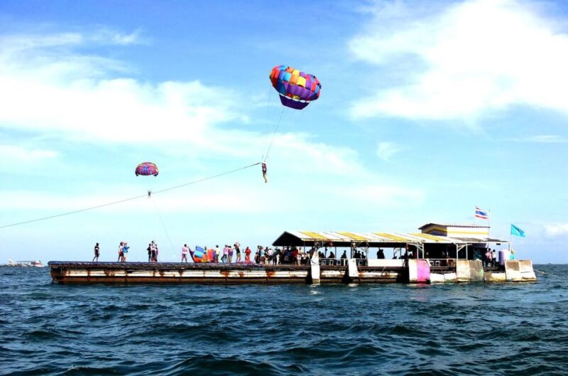 Pattaya: Parasailing Experience - Transport, Safety, and Group Size