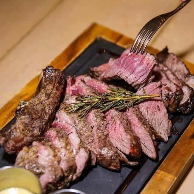 Pattaya: Pebbles Bar and Grill Restaurant F&B Packages - Practical Details and What It Means for You