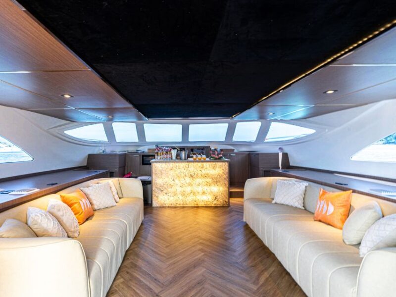 Pattaya: Private Luxury Catamaran Island Discoveries - Key Points