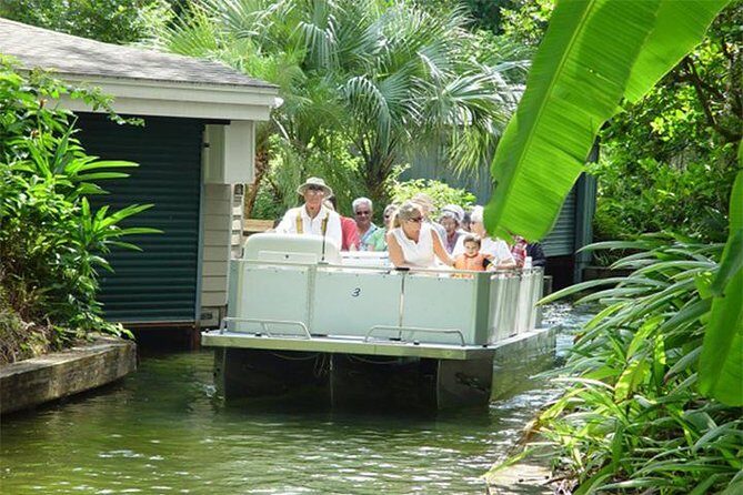 Peacocks, Presidents and Puzzles - The Winter Park Walking Tour + Boat - Key Points