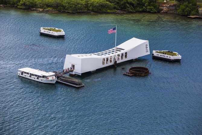 Pearl Harbor USS Arizona & Bowfin Submarine - The Historical Significance of Pearl Harbor