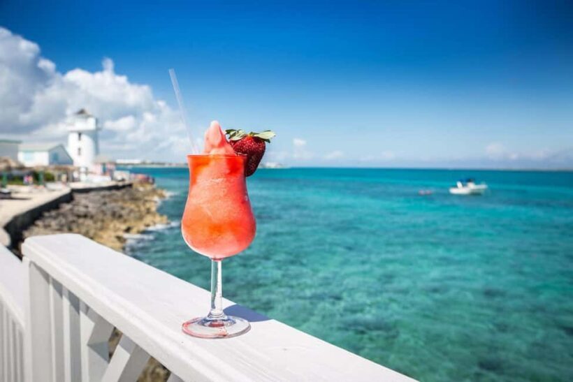 Pearl Island: Private Ocean View Cabana with Lunch - FAQs