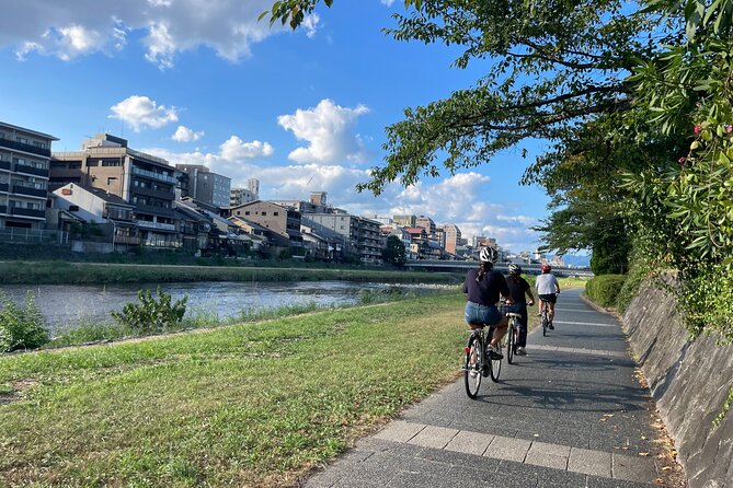 Pedal Adventure Kyoto E-Bike Tour : True Kyoto Avoid the Crowds - Meeting and Pickup