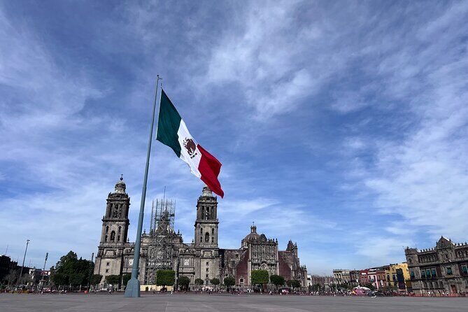 Pedestrian downtown private tour in Mexico city - A Deep Dive into Mexico City’s Heart