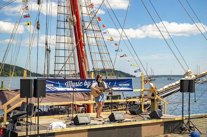 Peggy's Cove and Lunenburg- 6 hour Tour - Authentic Experiences and Traveler Insights