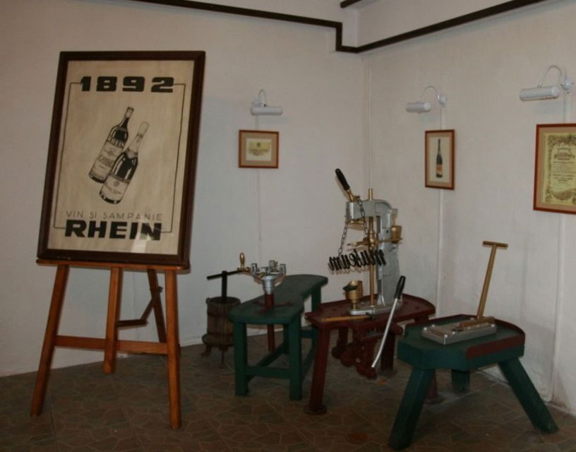 Peles Castle & Wine Tasting Tour - Full-Day from Bucharest - Key Points