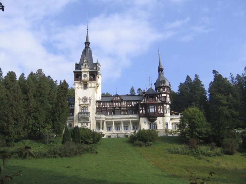 Peles, Dracula's Castles & Brasov: Private Day Trip & Pickup - Who Will Love This Tour?
