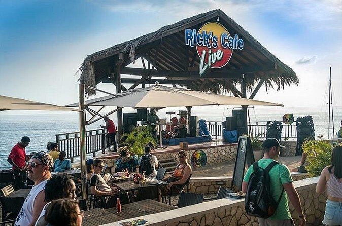 Pelican Bar & Ricks Cafe Negril Private Tour - FAQ