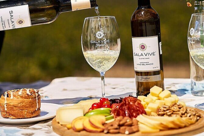 Pena de Bernal Tequisquiapan and wine - Who Would Love This Tour?