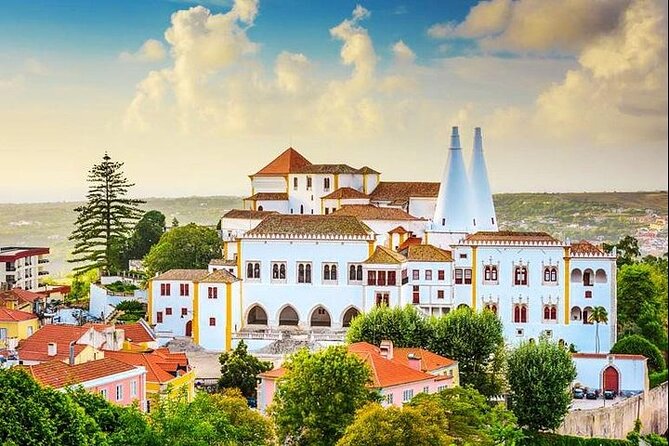 Pena Palace , Sintra and Cascais Tour - Travel With Locals - Itinerary Highlights