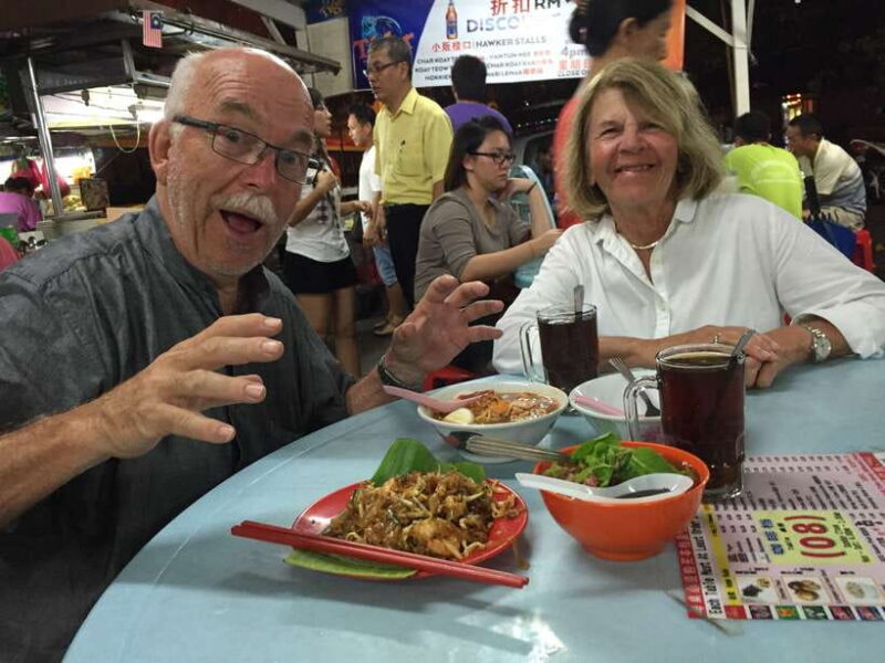 Penang: Georgetown Foodie Walking Tour with a Cocktail - Key Points