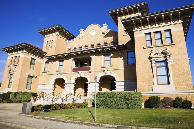 Pensacola's Famous Ghosts Smartphone Guided App Walking Tour - The Practicalities and Value