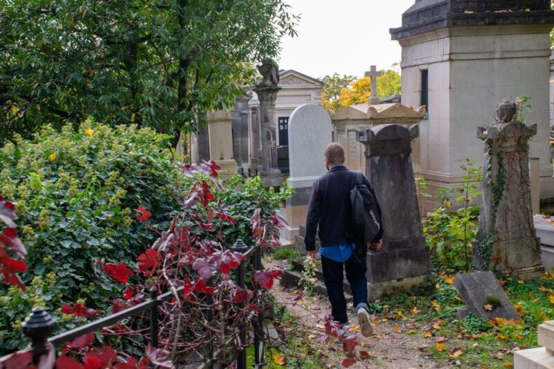 Père Lachaise Cemetery: A Stroll Through Immortal History - A Closer Look at the Itinerary