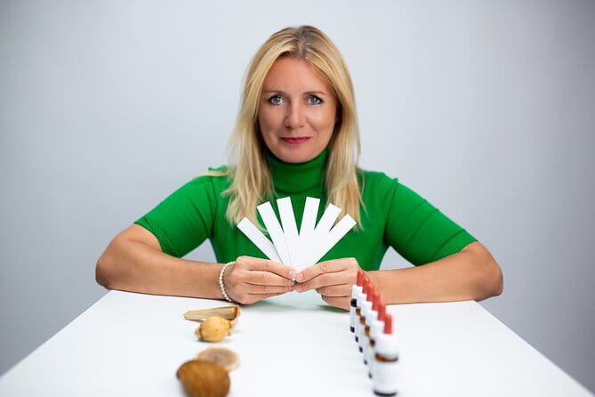 Perfume Making Workshop in the Heart of Florence - Introduction