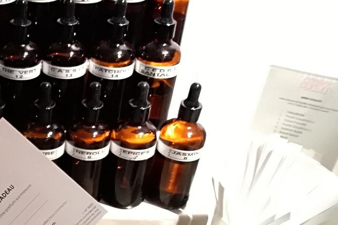 Perfume Workshop - The Perfume-Making Experience