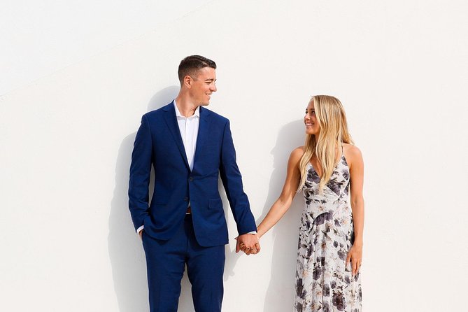 Personal Travel and Vacation Photographer Tour in Santorini - Personalized Photography Journey