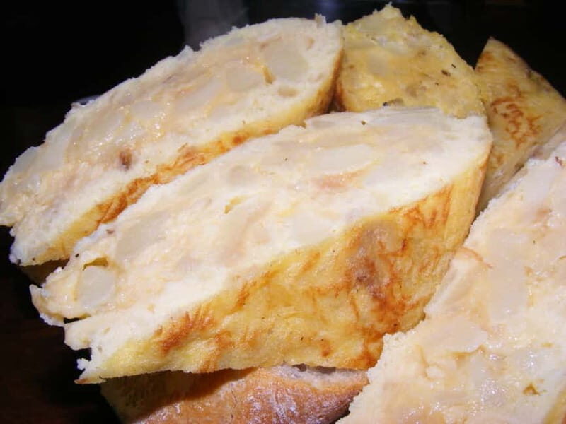 Personalised Traditional Madrid Night Tapas and Drinks Tour - FAQs