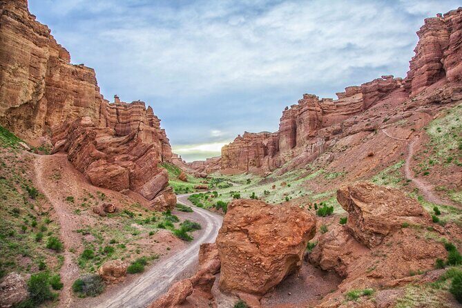 Personalized guided Car Tours to Charyn Canyon & Kolsay Lake - Personalized Guided Car Tours to Charyn Canyon & Kolsay Lake
