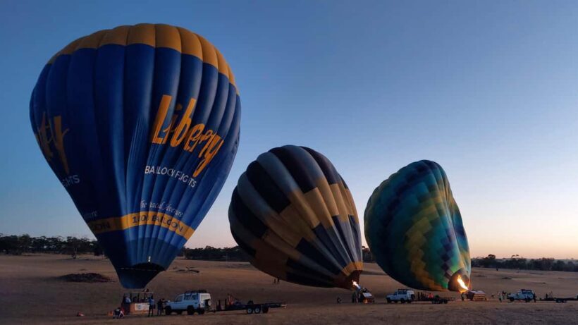 Perth: Avon Valley Hot Air Balloon Flight with Breakfast - Setting Off at Dawn: What to Expect