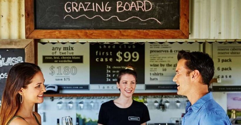 Perth: Pinnacles and Swan Valley Wine Day Tour with Lunch - Pinnacles Desert: The Showstopper