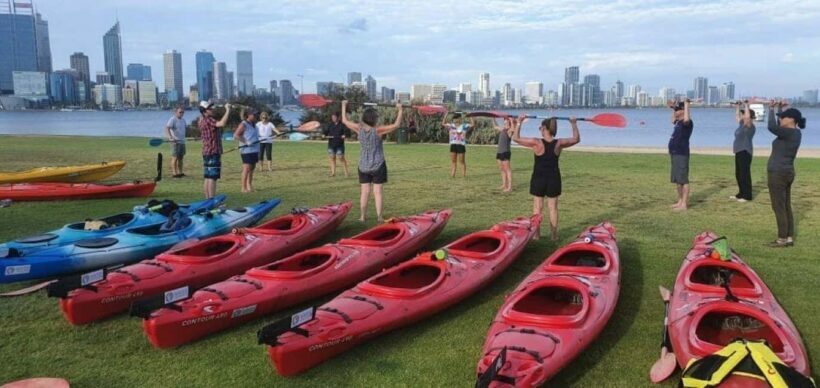 Perth: Sunset City Kayak Experience - Key Points