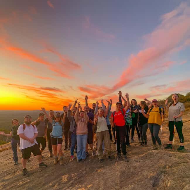Perth: Sunset & Stargazing Hike with Supper - What Makes This Tour Stand Out