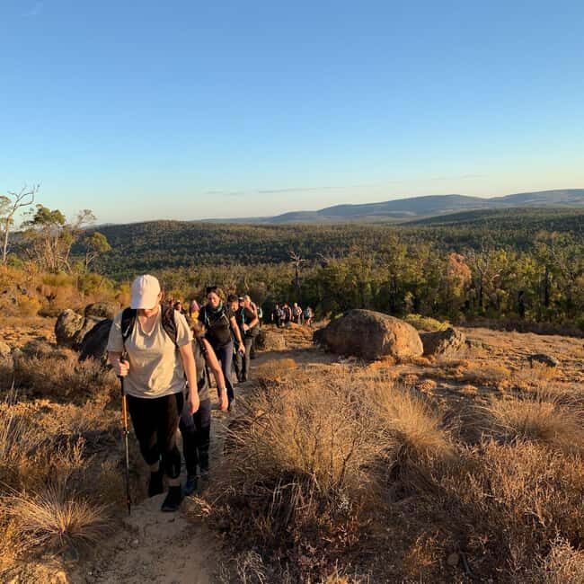 Perth: Sunset & Stargazing Hike with Supper - Practical Details and Tips