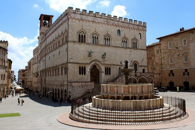 Perugia, from the Etruscans to the Middle Ages and the Renaissance  Private Tour - Key Points