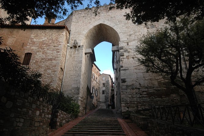 Perugia Private Walking Tour With Licensed Guide - Uncovering the Rocca Paolina Layers