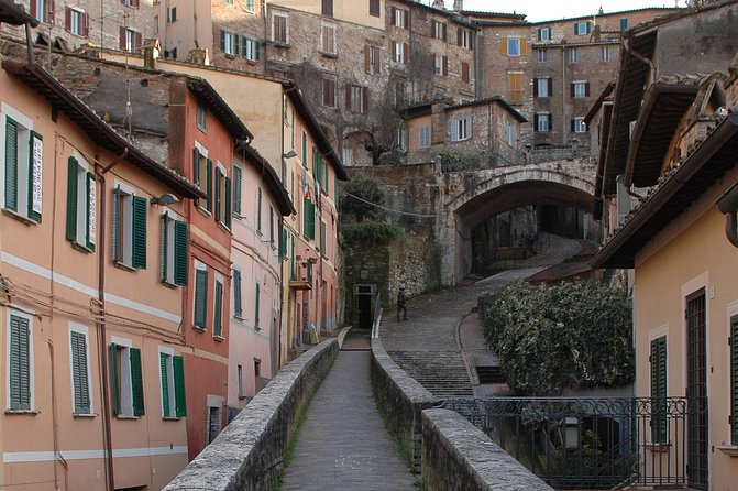 Perugia Private Walking Tour With Licensed Guide - Tailored Commentary and Insider Tips