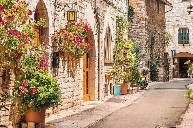 Perugia Walking Tour with Audio and Written Guide by a local - What’s Included and What to Expect