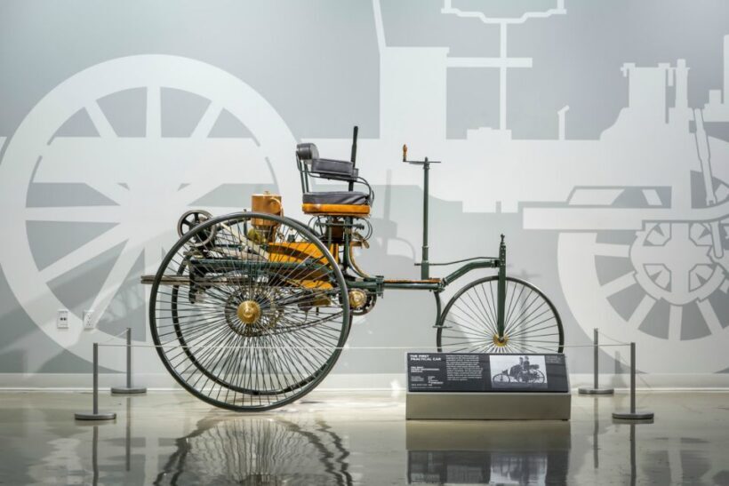 Petersen Automotive Museum Private Highlights Tour - Practical Tips for Visitors