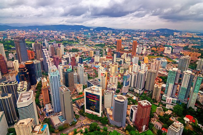 Petronas Twin Towers Skybridge and Kuala Lumpur City Tour - FAQ