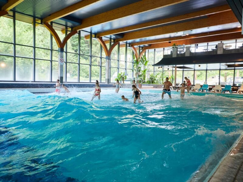 Pfäffikon: Alpamare Water Park Entry Ticket - Amenities and Services