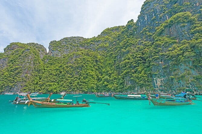 Phi Phi-Bamboo by Speed Catamaran Boat - Introduction to the Phi Phi-Bamboo Tour