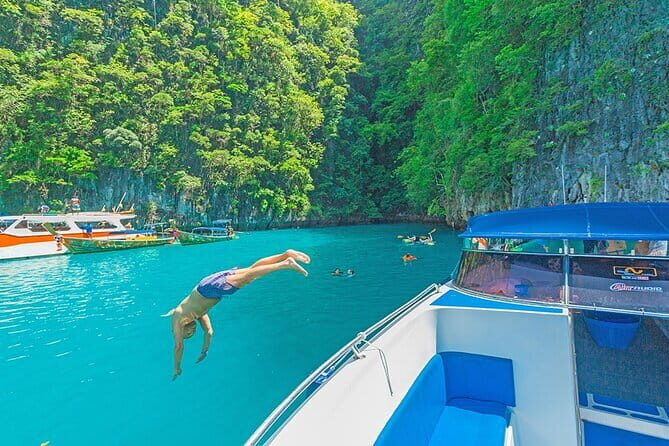 Phi Phi-Bamboo by Speed Catamaran Boat - What to Expect on the Day