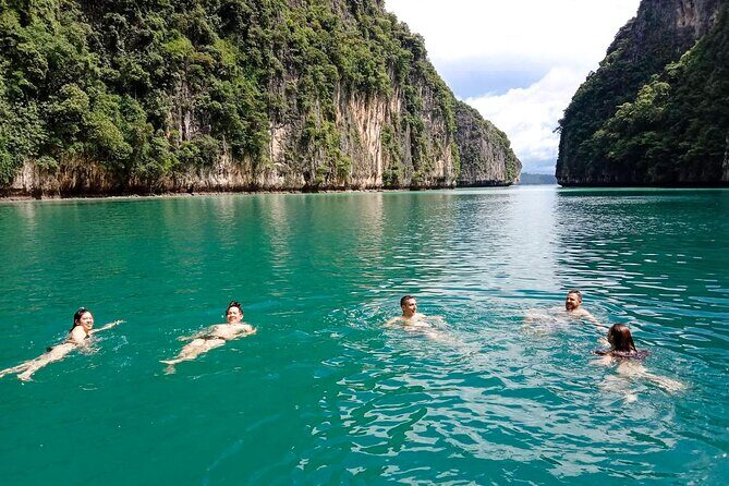Phi Phi + Bamboo Island Sunset by Speed Catamaran - The Experience: Pros and Cons Based on Traveller Feedback