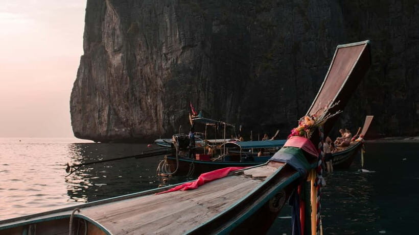 Phi Phi: Exclusive Full Day Longtail Boat to 7 Islands - Key Points