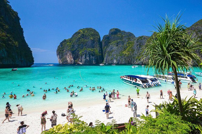 Phi Phi Island Tour by Royal Jet Cruiser with Lunch & Pickup - Who Is This Tour Best For?
