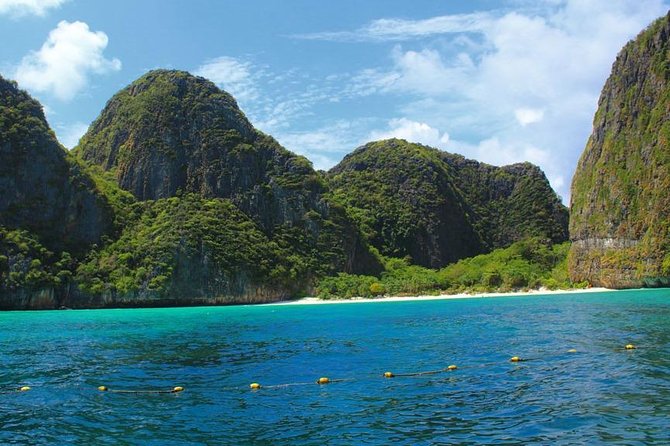 Phi Phi Islands Snorkeling Tour By Phi Phi Cruiser From Phuket - What Travelers Say