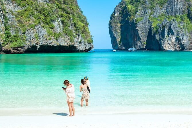 Phi Phi with Maya and Bamboo Island Day Trip by Speedboat - Key Points