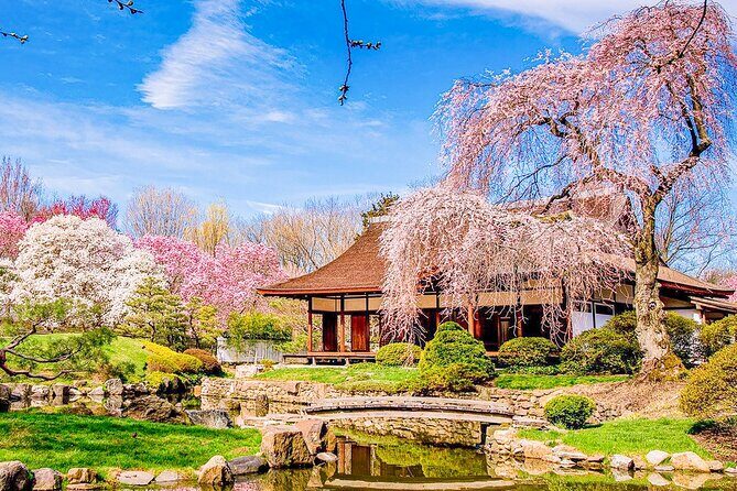 Philadelphia Cherry Blossom 1-Day Tour from New York - FAQ
