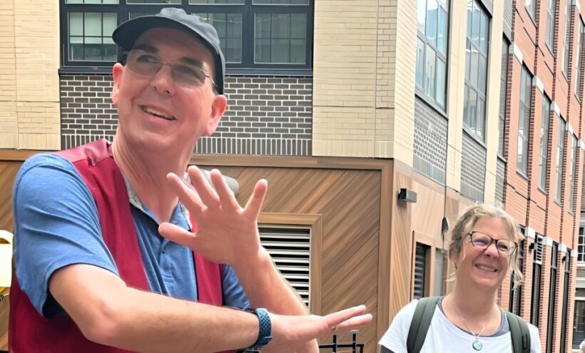 Philadelphia: Comedy Magic Walking Tour with a Guide - The Value and Who Should Book This Tour