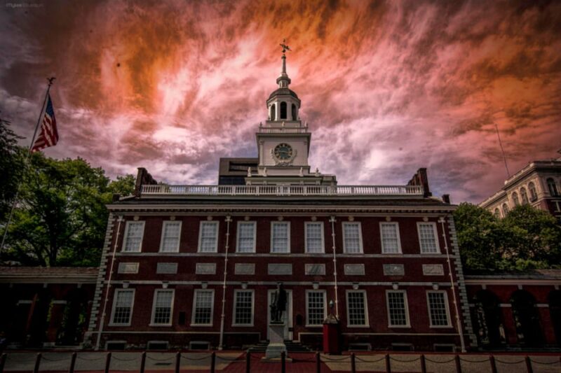 Philadelphia: Grim, Dark, and Twisted History Tour - Key Points