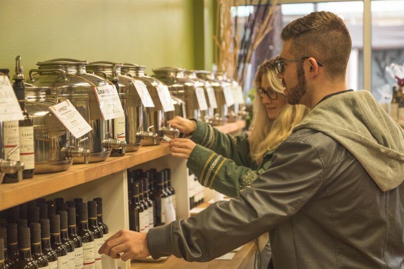 Philadelphia: Italian Market Walking Food Tour - Key Points