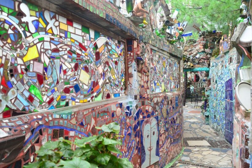 Philadelphia Murals and Street Art Tour with Magic Gardens - An Artistic Journey Through South Philadelphia