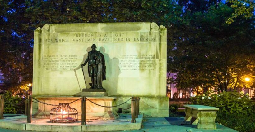 Philadelphia: Phantoms of the Founding Fathers Walking Tour - What to Expect from the Tour